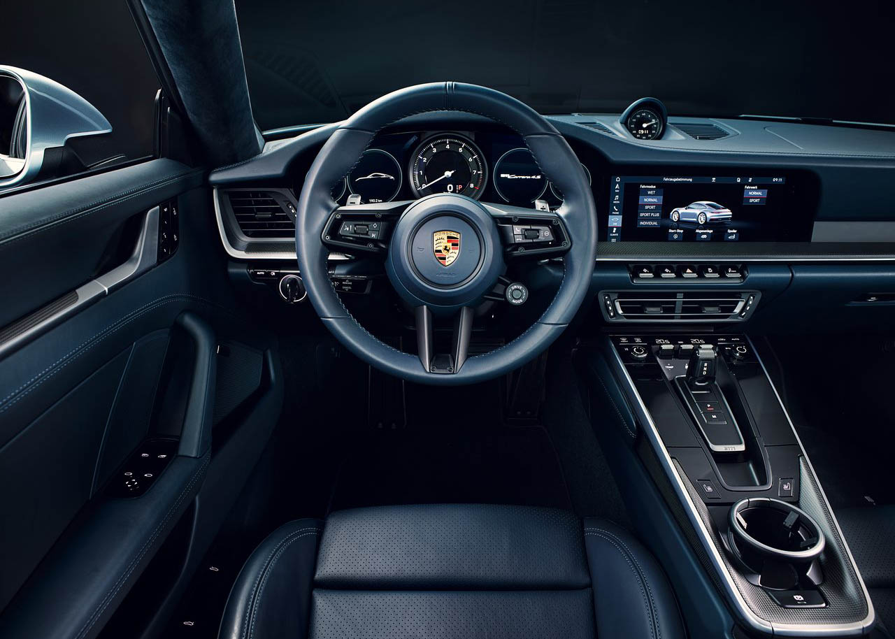 StriveME - صور بورشه 911 2020